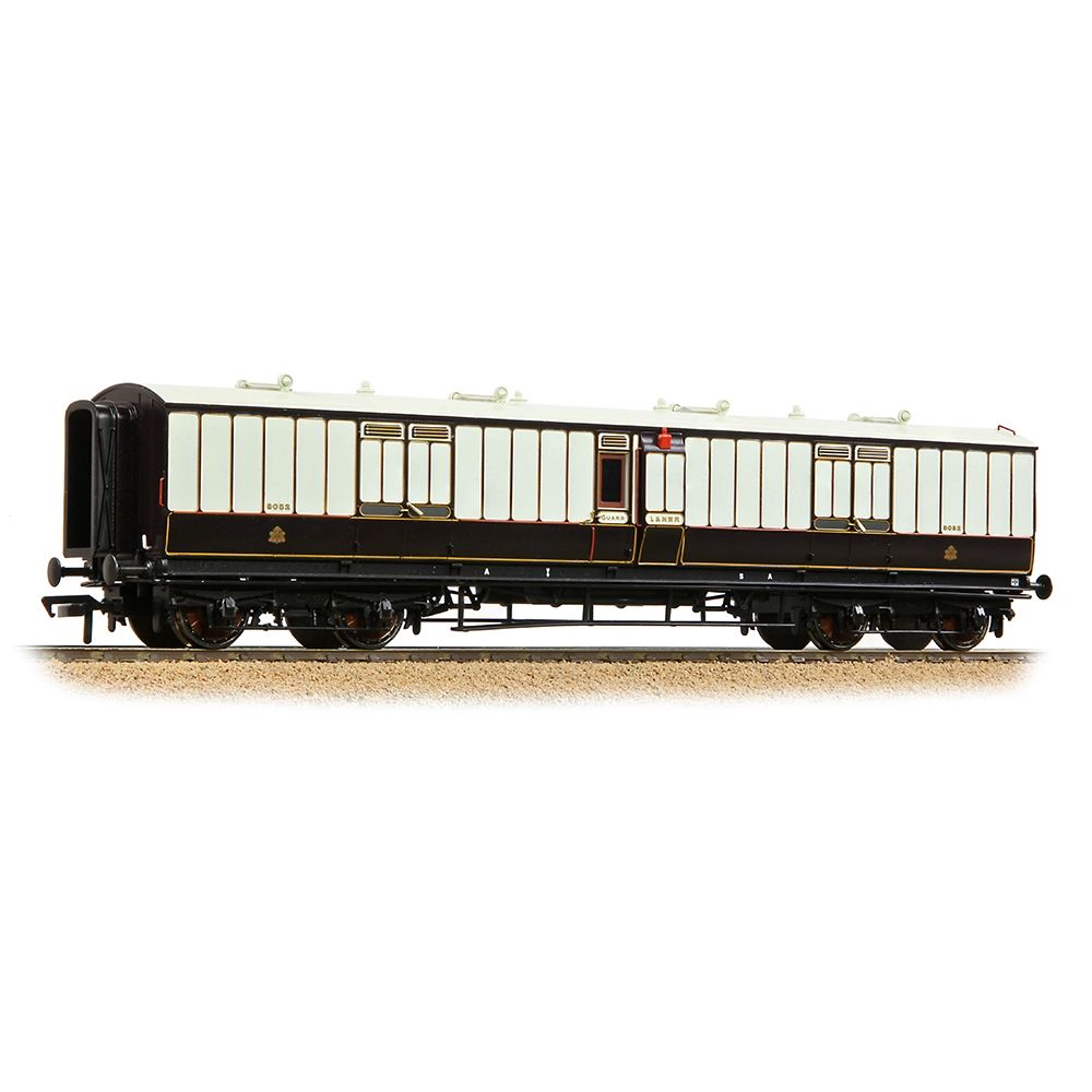 Bachmann Europe plc - LNWR 50ft Arc Roof Full Brake LNWR Dark Claret ...
