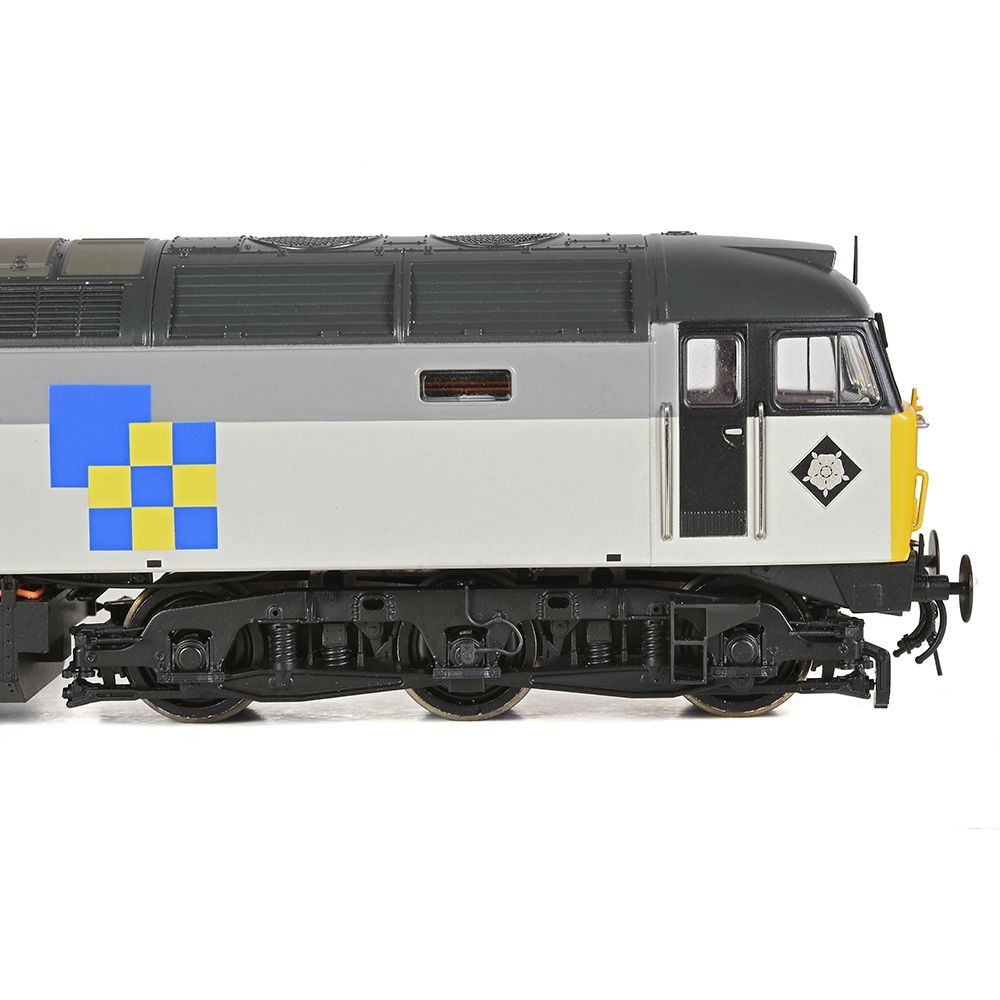 Bachmann Europe plc - Class 47/0 47004 BR Railfreight Construction Sector