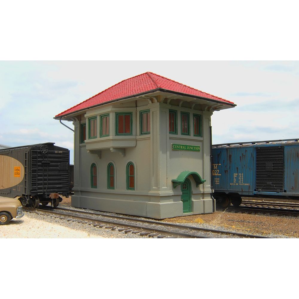 Bachmann Europe plc - Central Junction Switch Tower
