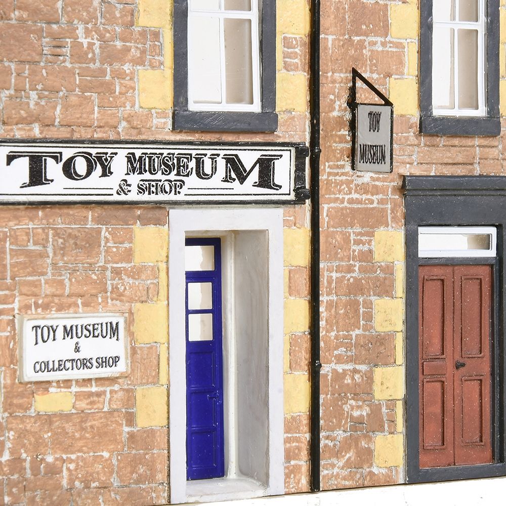 Bachmann Europe plc - Hamilton Toy Museum