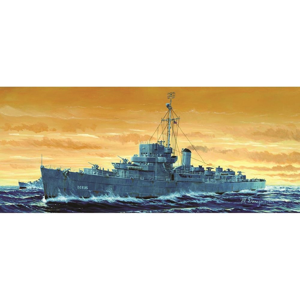 Bachmann Europe plc - US Navy USS England DE635 Destroyer Ship