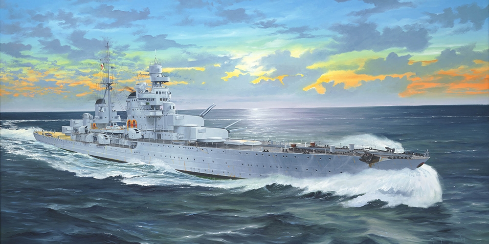 Bachmann Europe plc - Italian Navy Heavy Cruiser Pola (battleship)
