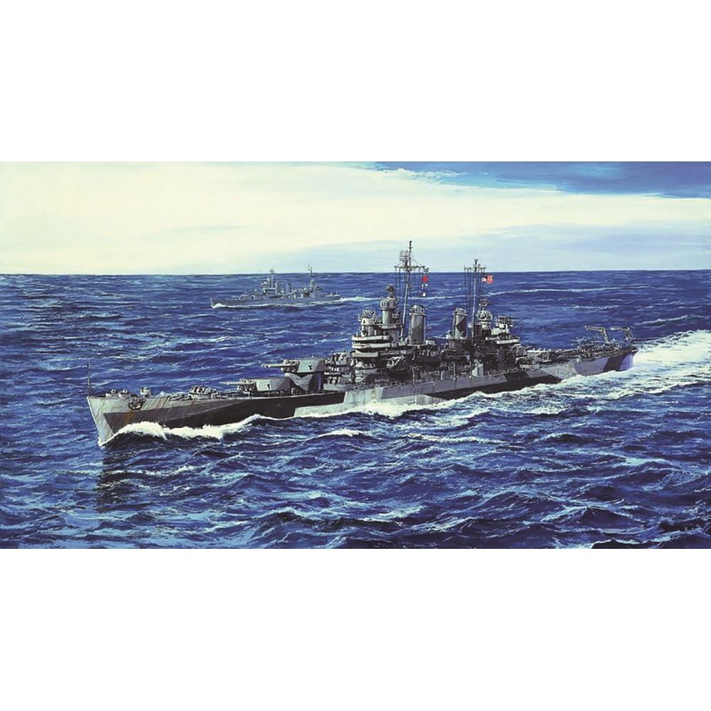 Bachmann Europe plc - US Navy USS Pittsburgh CA-72 1944 Heavy Cruiser Ship
